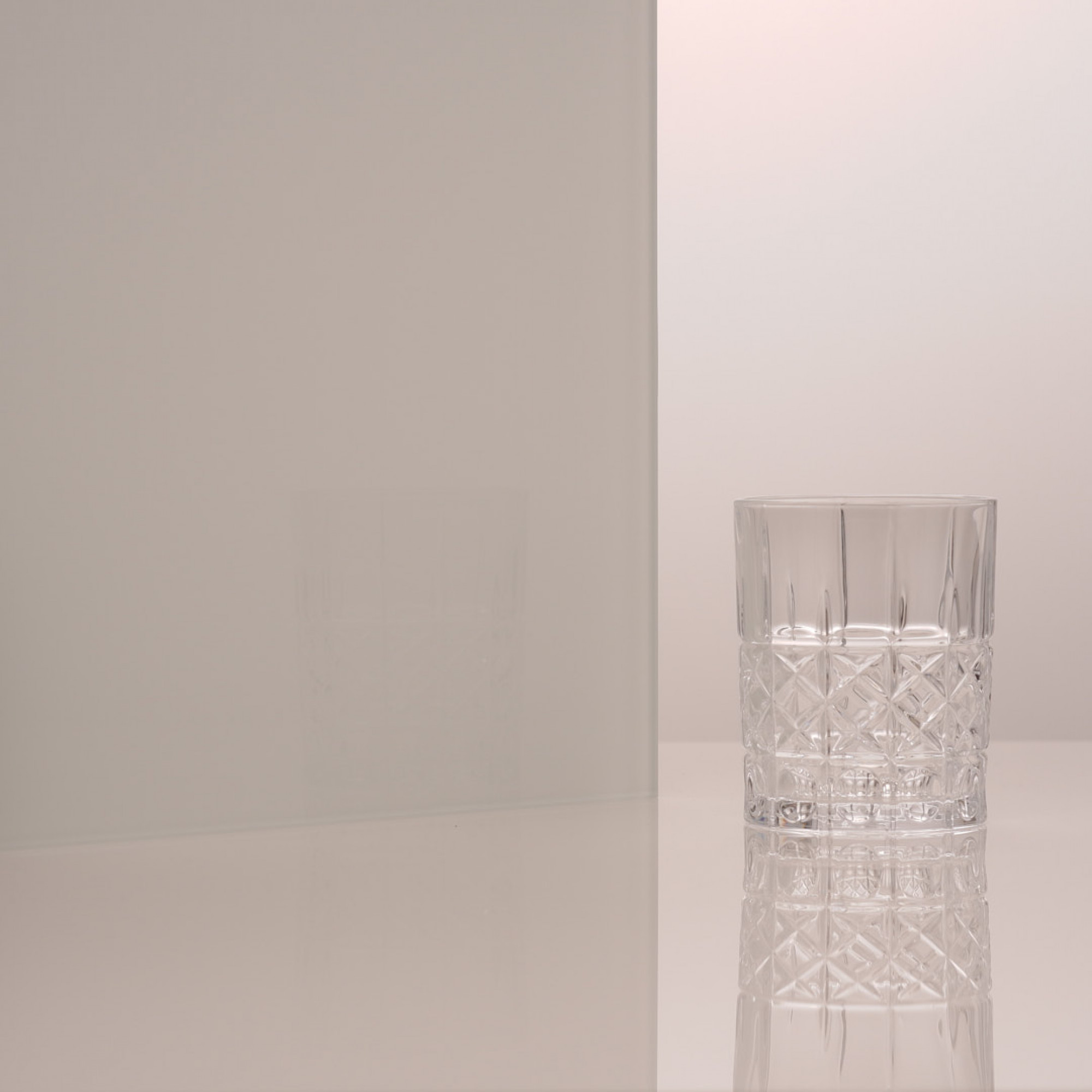 Magnetic & Projectable » Goldray Glass