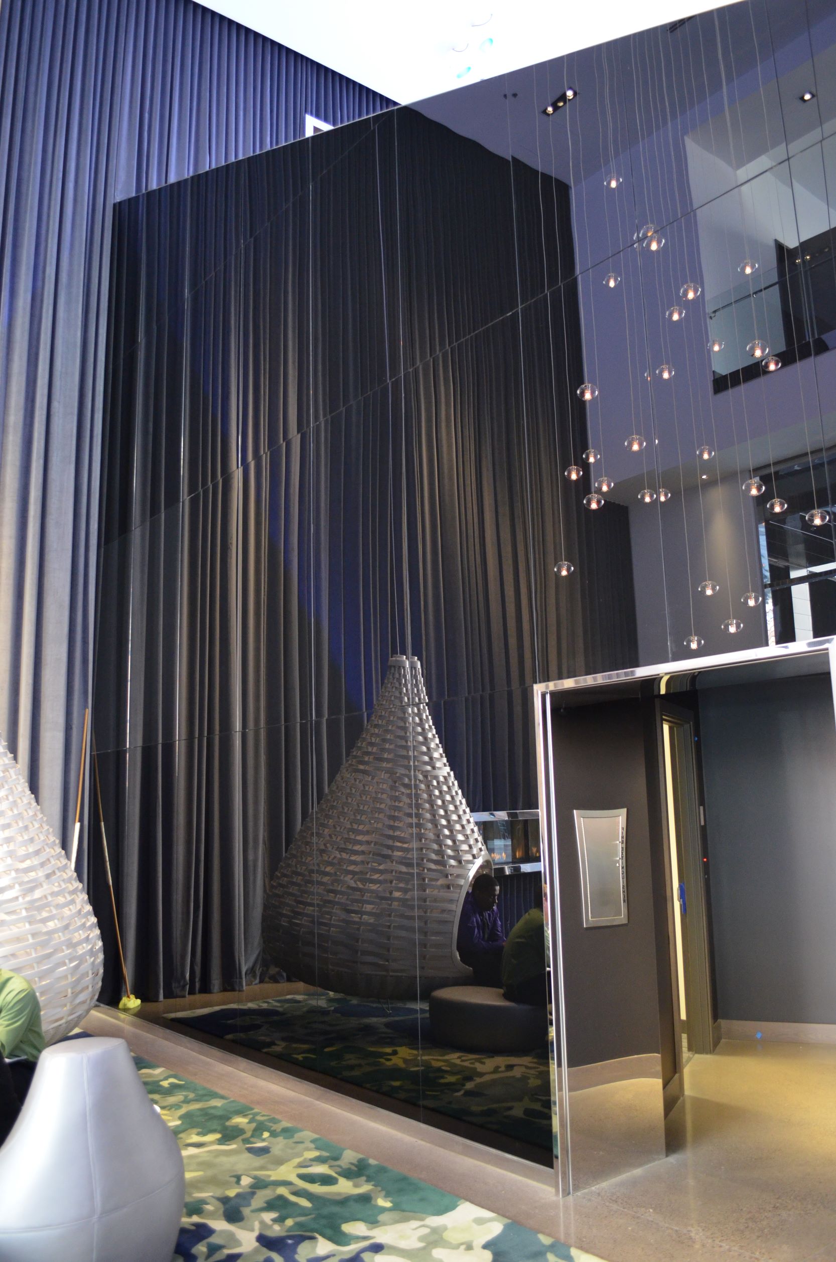 Radisson Blu in Mall of America » Goldray Glass